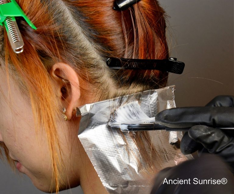 How to transition from hennaed hair to your natural roots